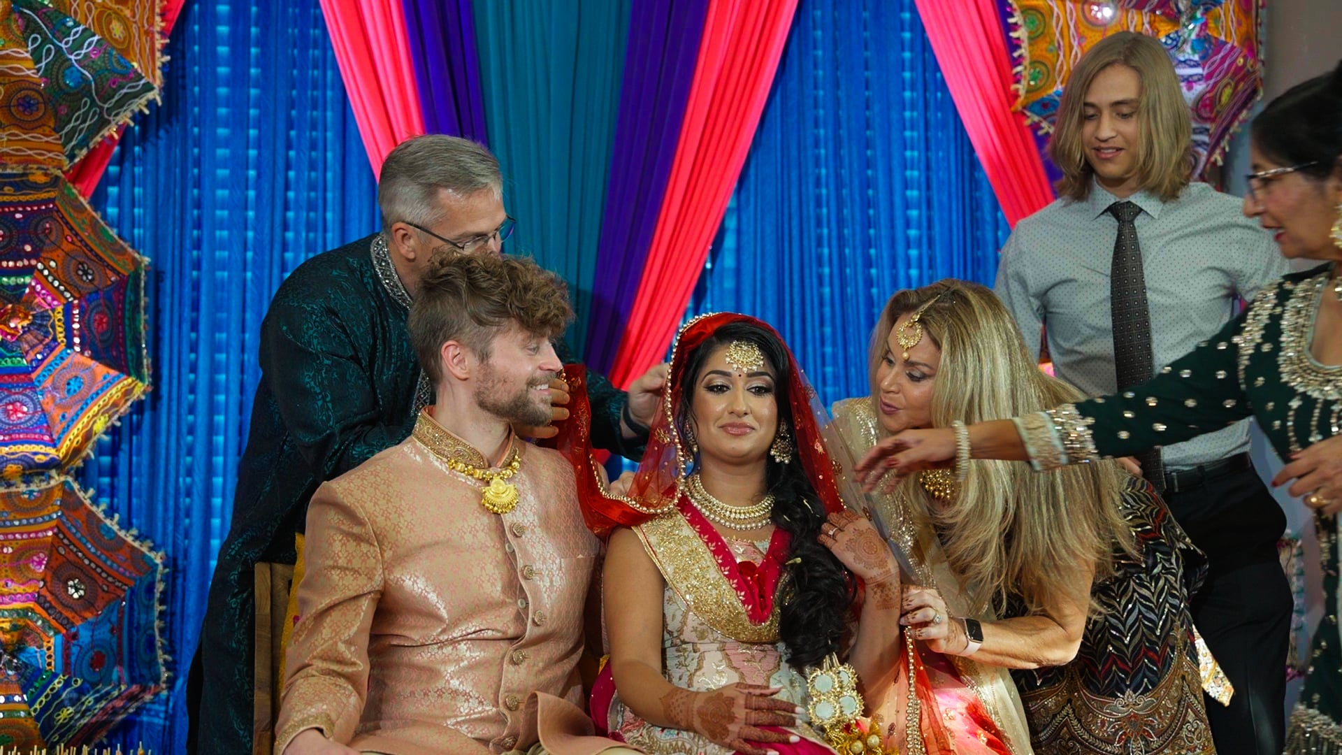 Raj Khalsa Gurdwara Sterling VA Sikh Wedding | Loveena & Shea | Chunni ...